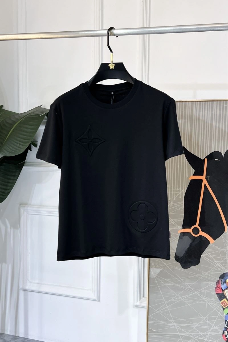 Bargain Louis Vuitton T-Shirts