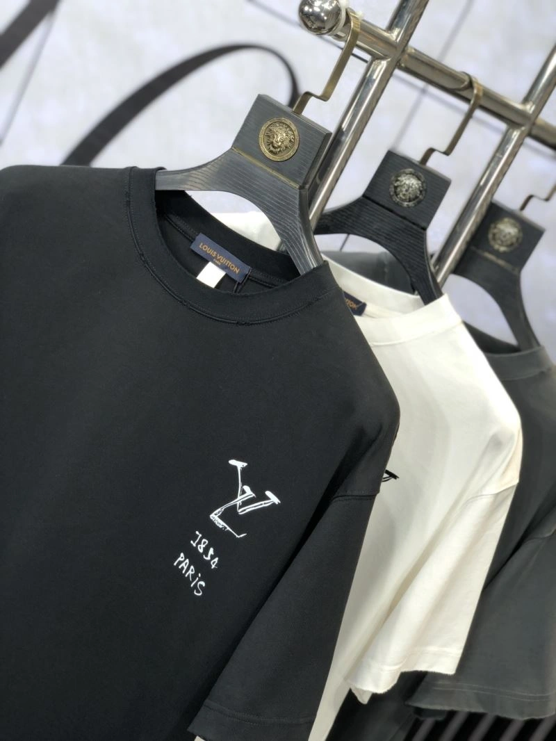 Indistinguishable Louis Vuitton T-Shirts