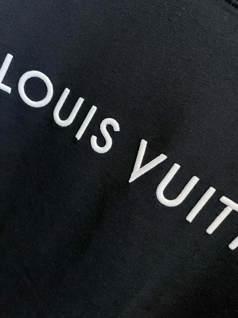 Indistinguishable Louis Vuitton T-Shirts