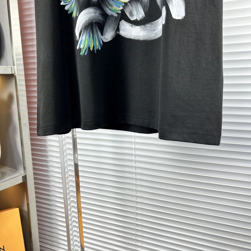 Official Louis Vuitton T-Shirts