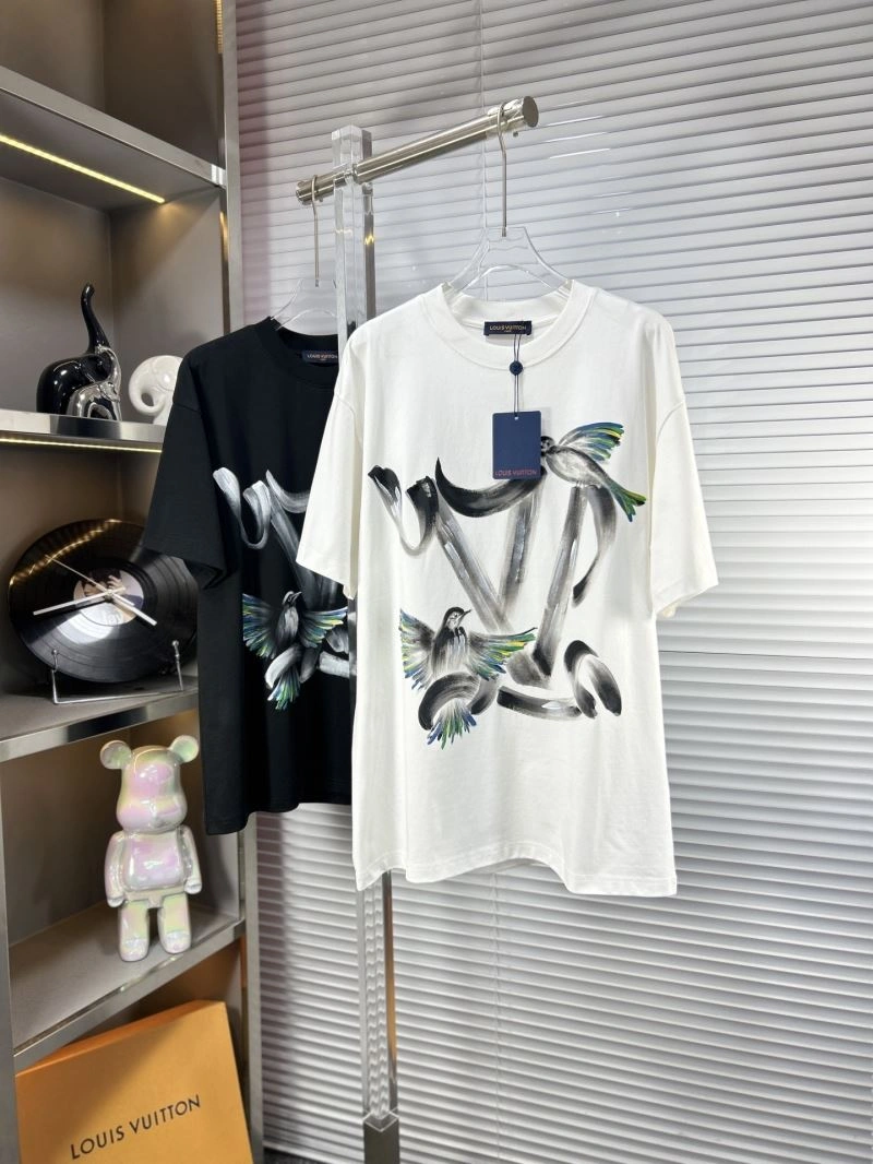 Official Louis Vuitton T-Shirts