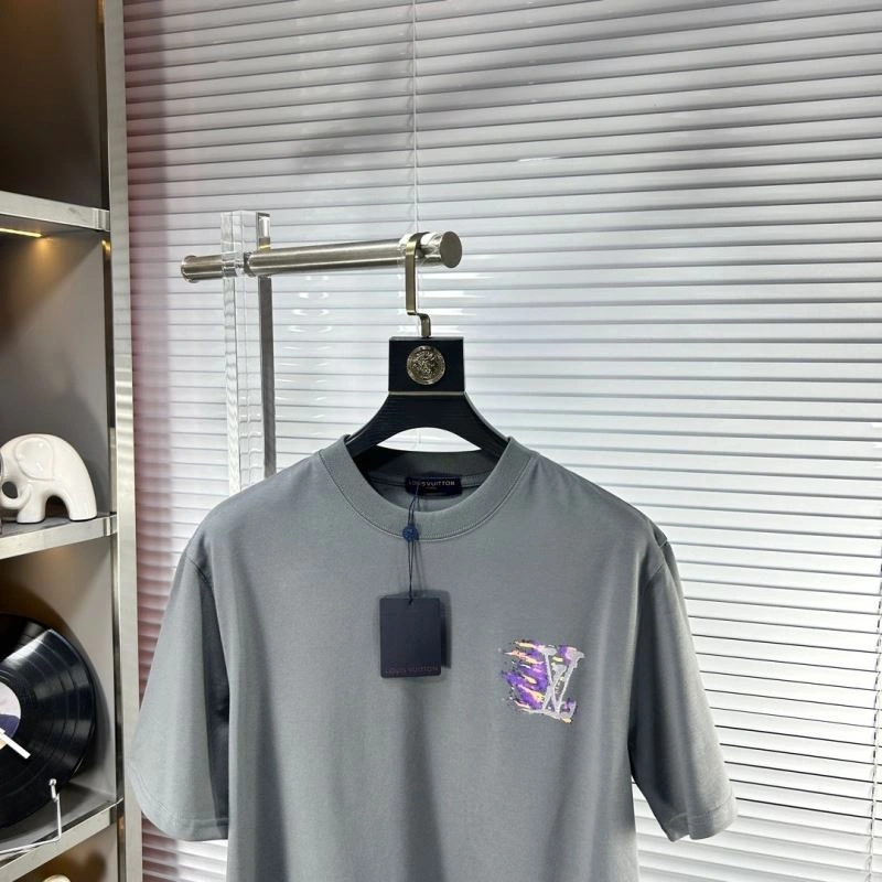 Top match Louis Vuitton T-Shirts