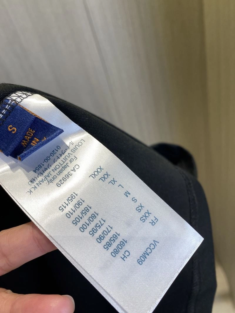 Discounted Louis Vuitton T-Shirts