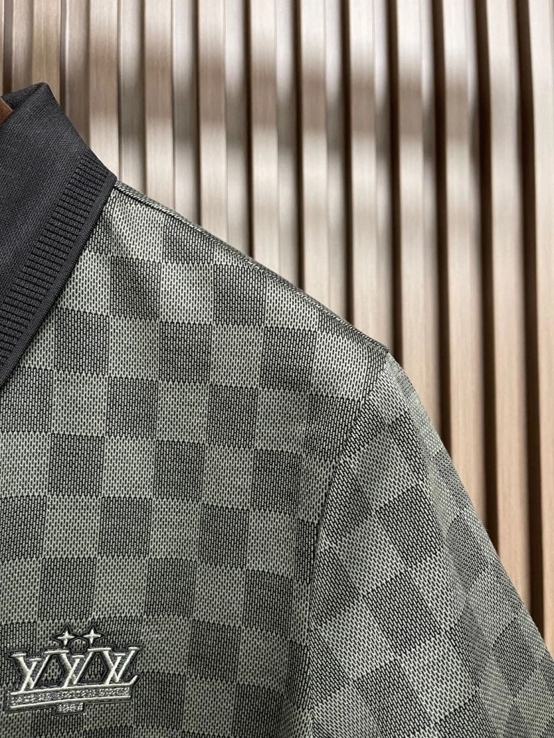 Factory-made Louis Vuitton T-Shirts