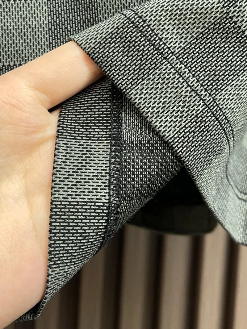 Factory-made Louis Vuitton T-Shirts
