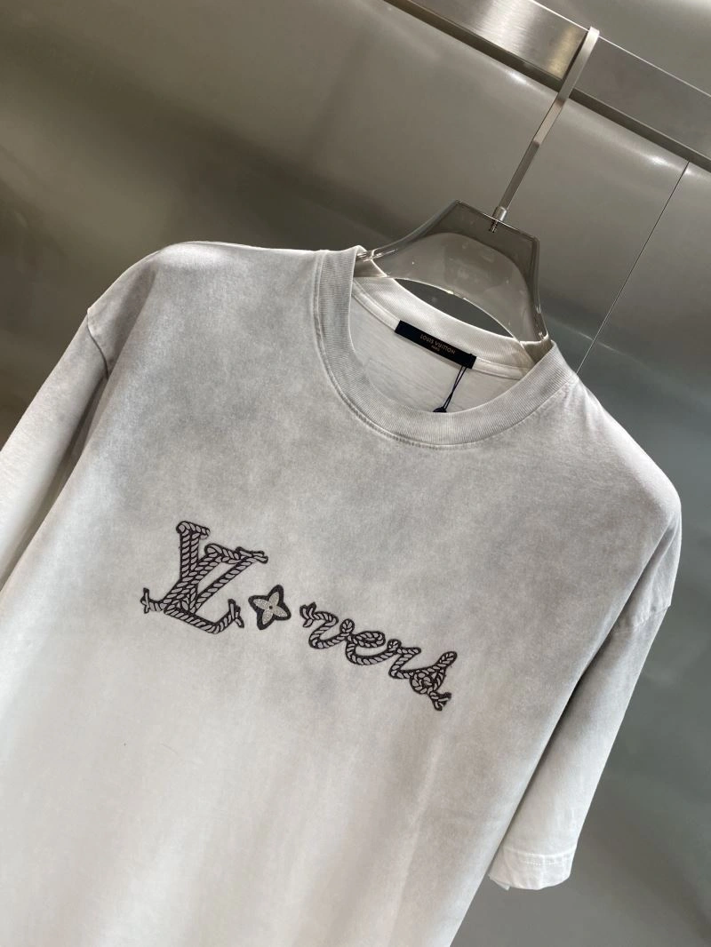 Top match Louis Vuitton T-Shirts