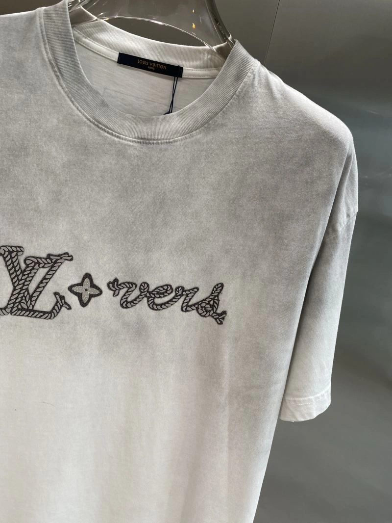 Top match Louis Vuitton T-Shirts