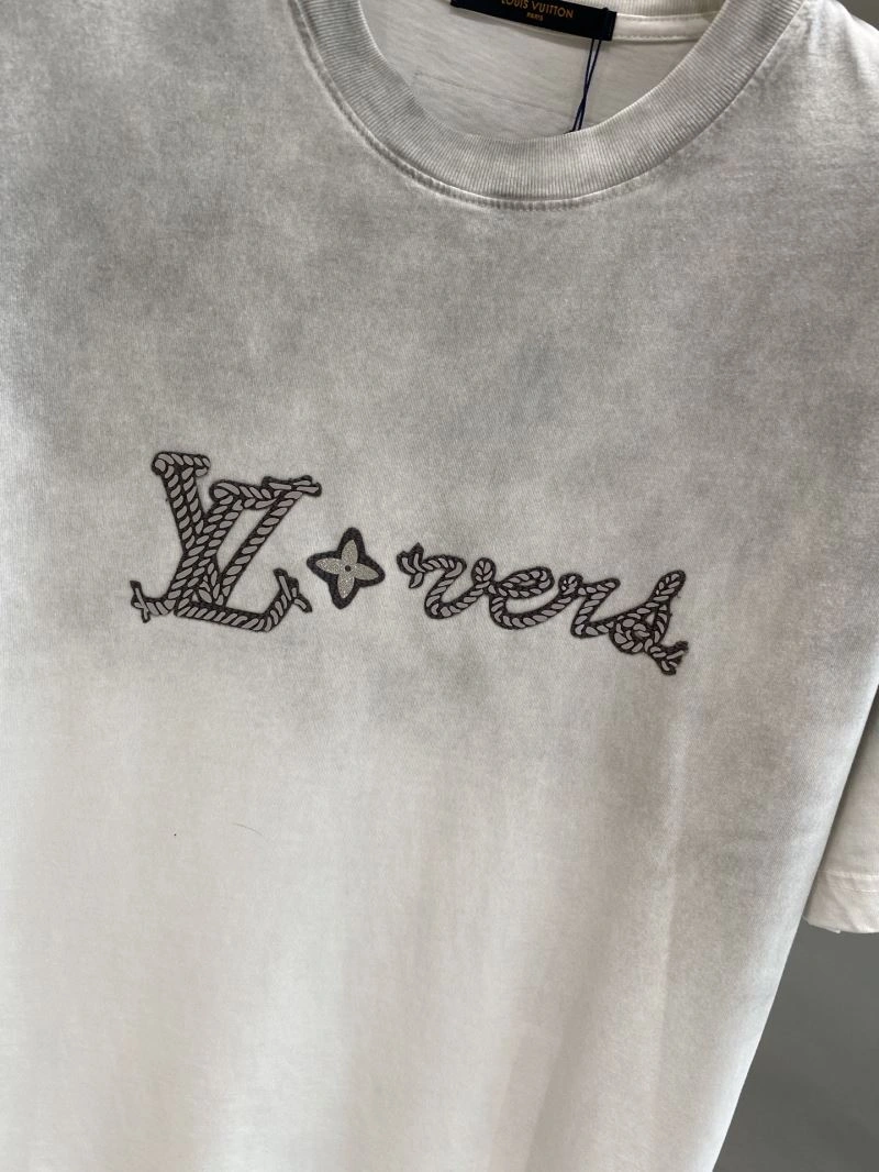 Top match Louis Vuitton T-Shirts