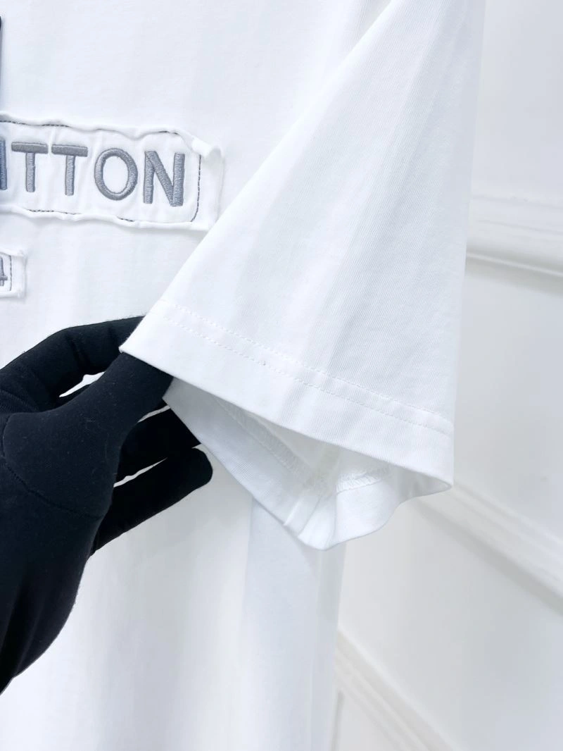 Top match Louis Vuitton T-Shirts