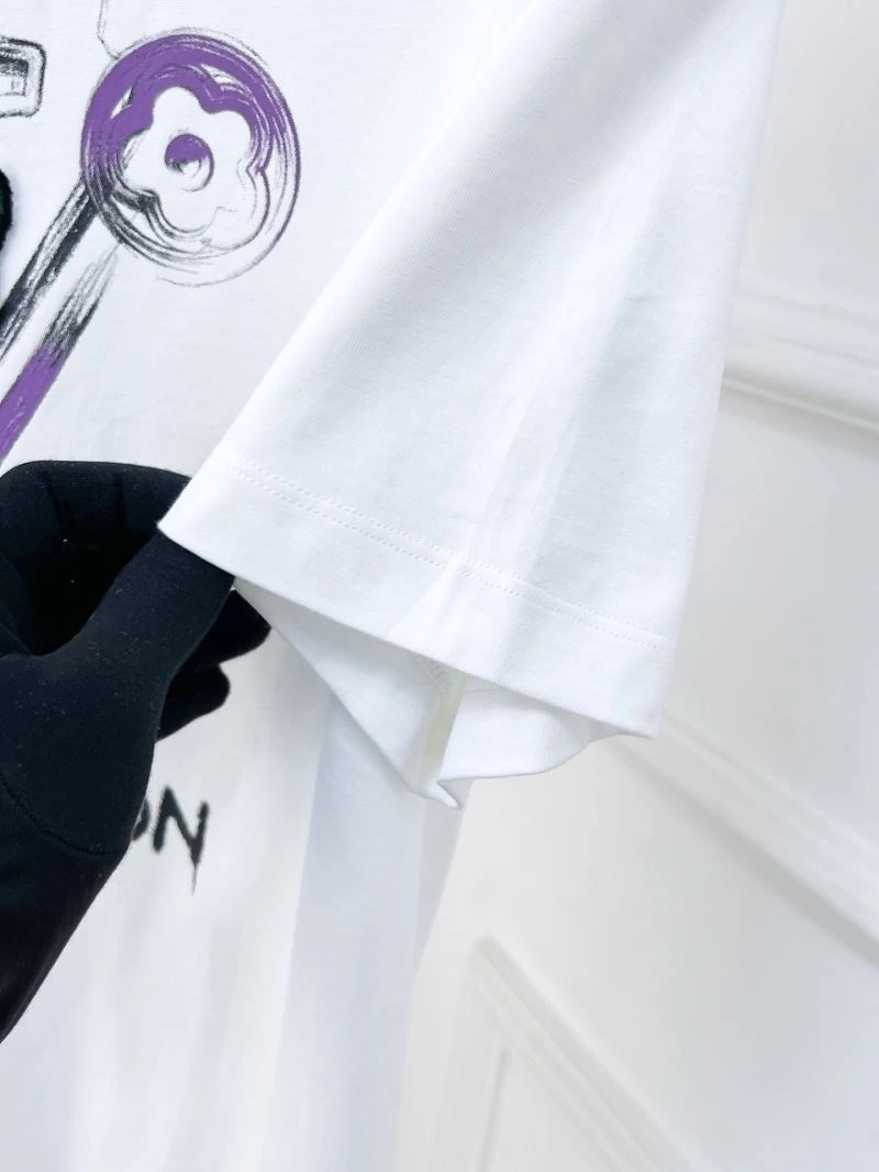 High accuracy Louis Vuitton T-Shirts