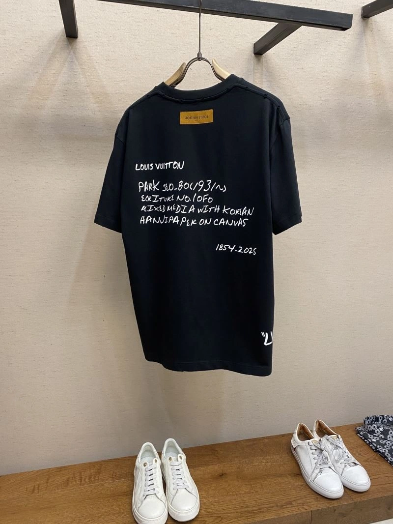 Perfect replica Louis Vuitton T-Shirts