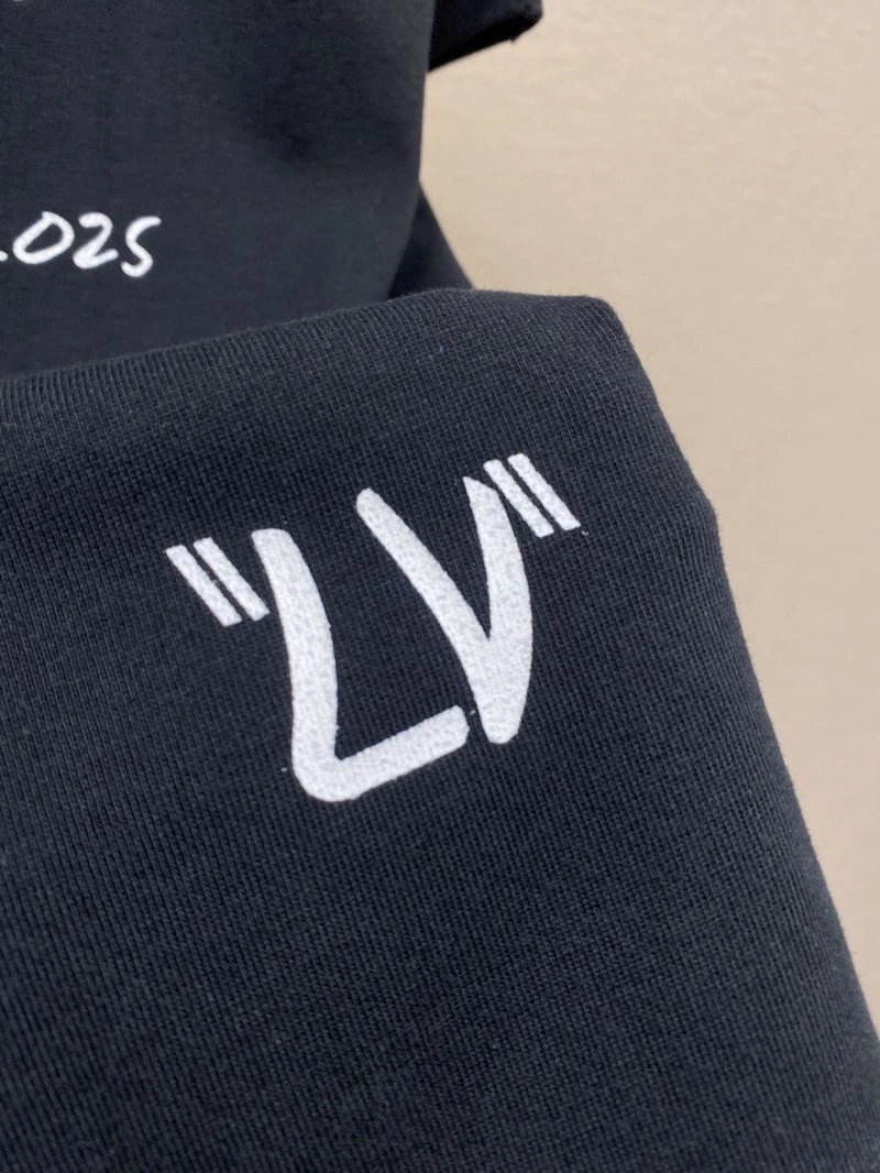 Perfect replica Louis Vuitton T-Shirts