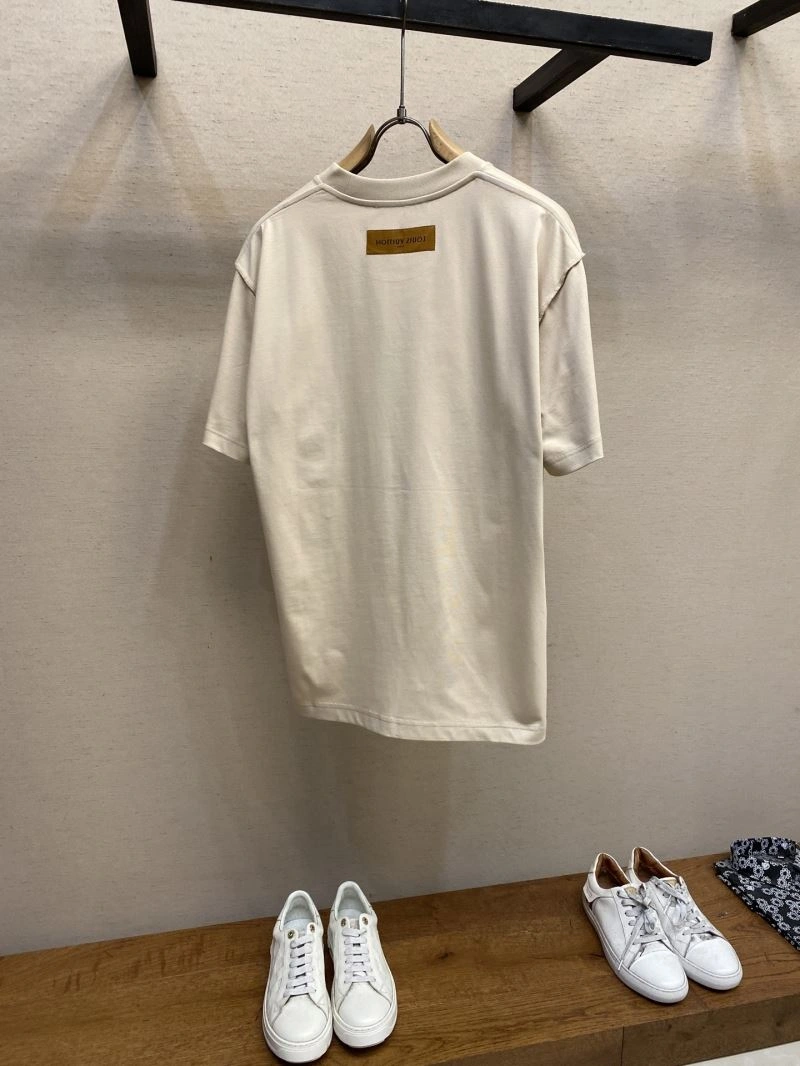 Exact replica Louis Vuitton T-Shirts