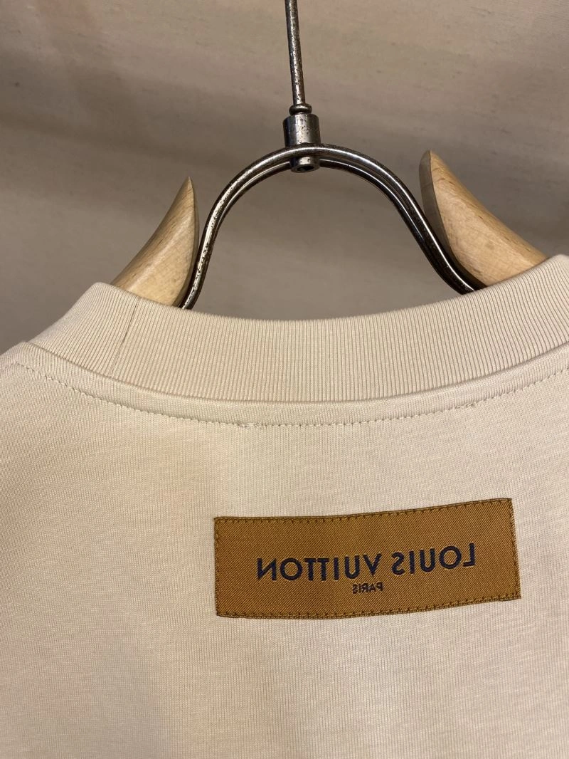 Exact replica Louis Vuitton T-Shirts