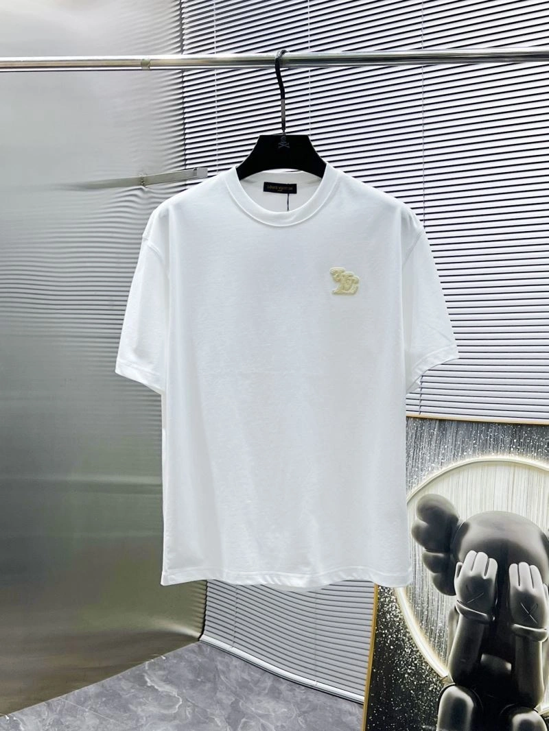 Low-cost Louis Vuitton T-Shirts