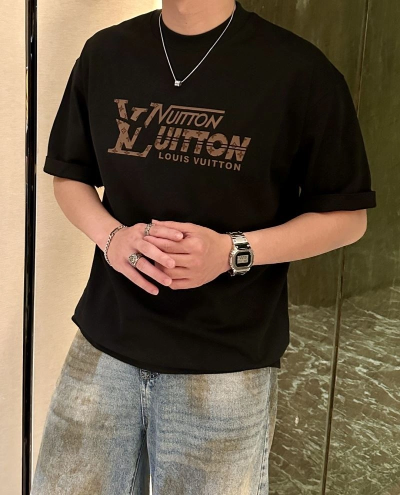Exact replica Louis Vuitton T-Shirts