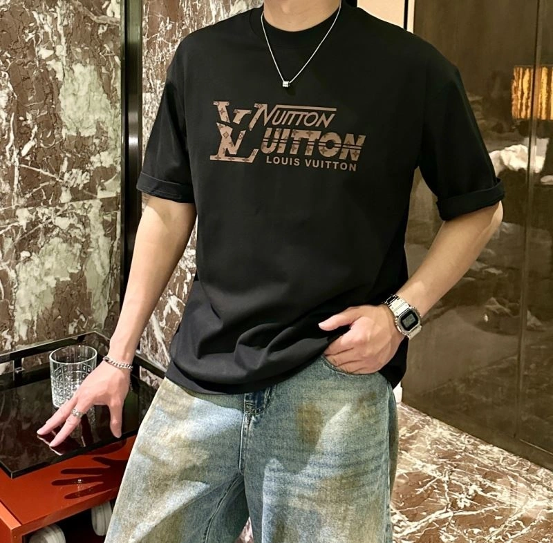Exact replica Louis Vuitton T-Shirts