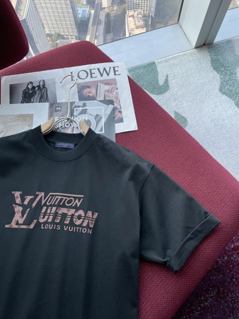 Exact replica Louis Vuitton T-Shirts