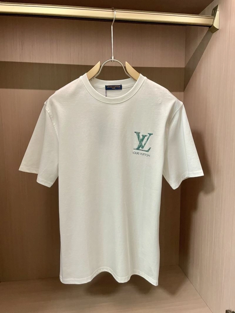 Bargain Louis Vuitton T-Shirts