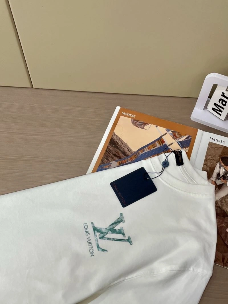 Bargain Louis Vuitton T-Shirts