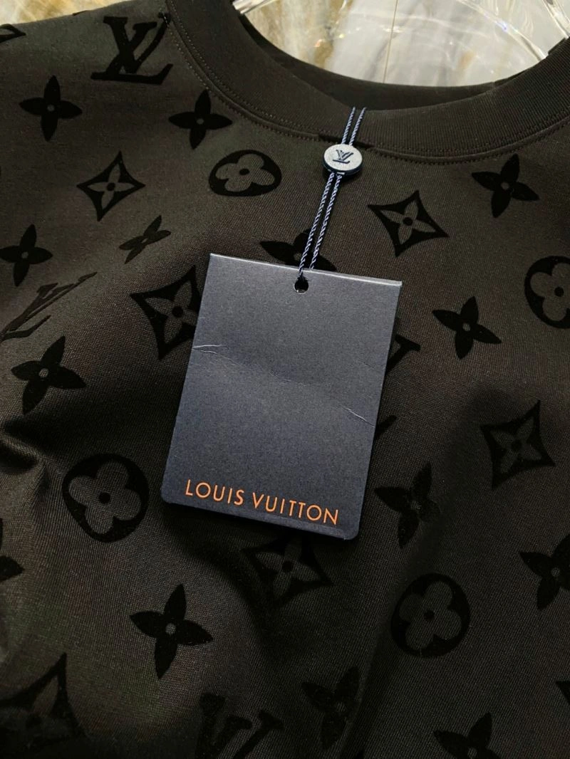 Economical Louis Vuitton T-Shirts