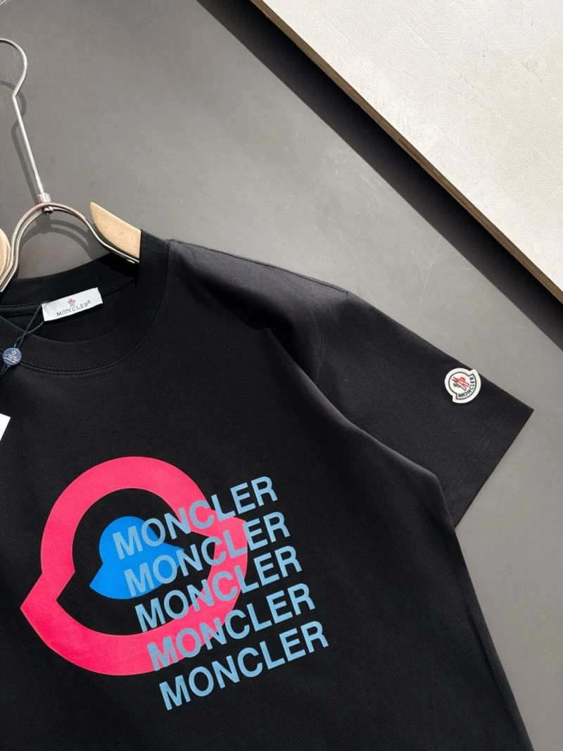 Low-cost Louis Vuitton T-Shirts