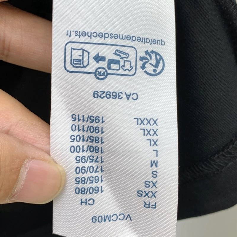 Bargain Louis Vuitton T-Shirts