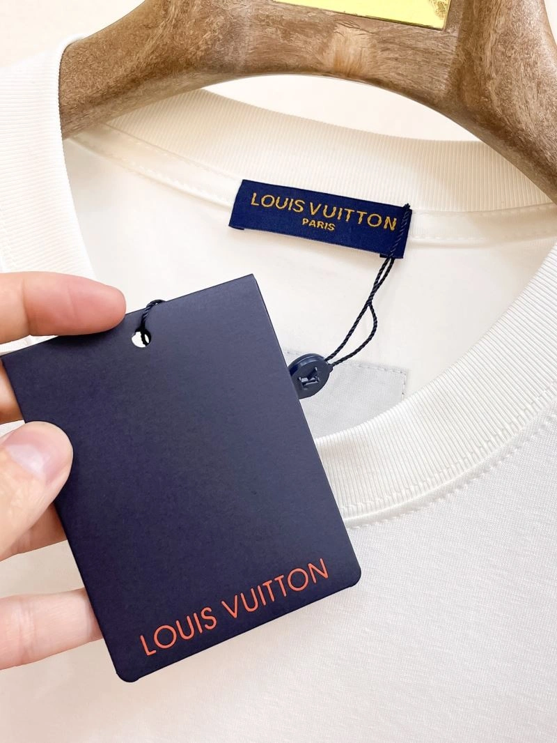 Precise copy Louis Vuitton T-Shirts