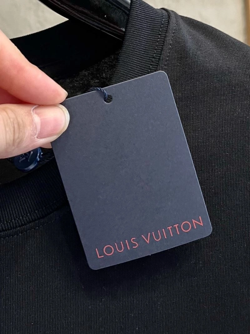 Bargain Louis Vuitton T-Shirts
