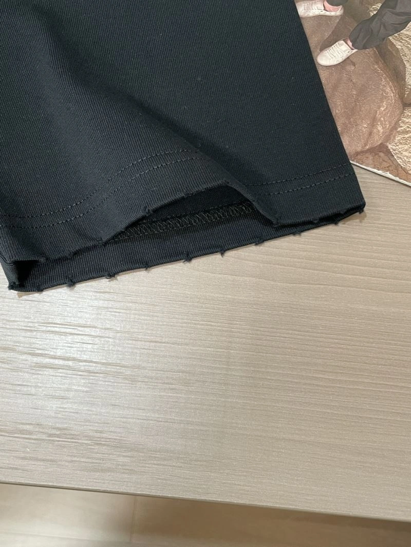 Reasonably priced Louis Vuitton T-Shirts