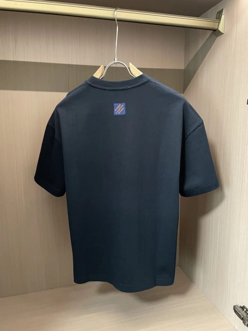 Low-cost Louis Vuitton T-Shirts