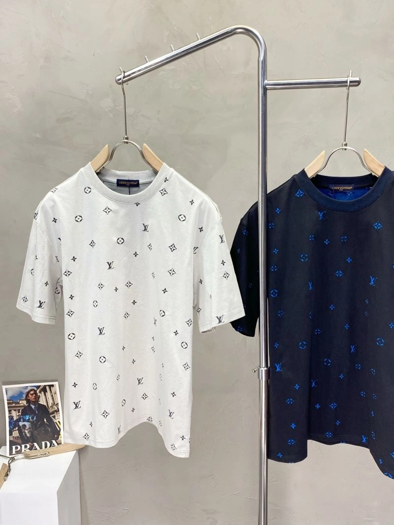 Indistinguishable Louis Vuitton T-Shirts