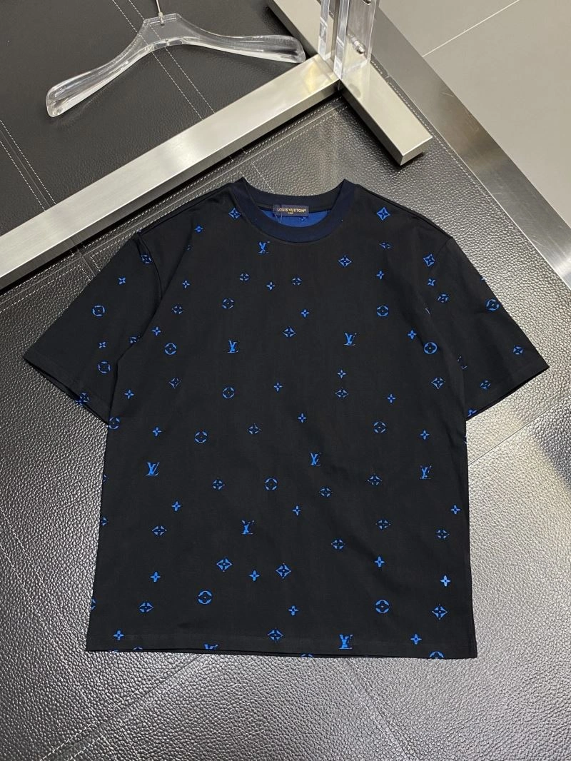 Indistinguishable Louis Vuitton T-Shirts