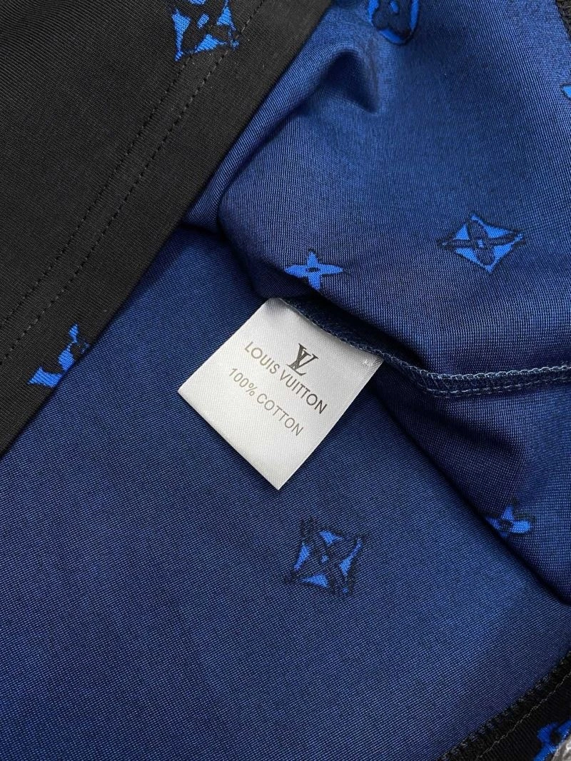 Indistinguishable Louis Vuitton T-Shirts