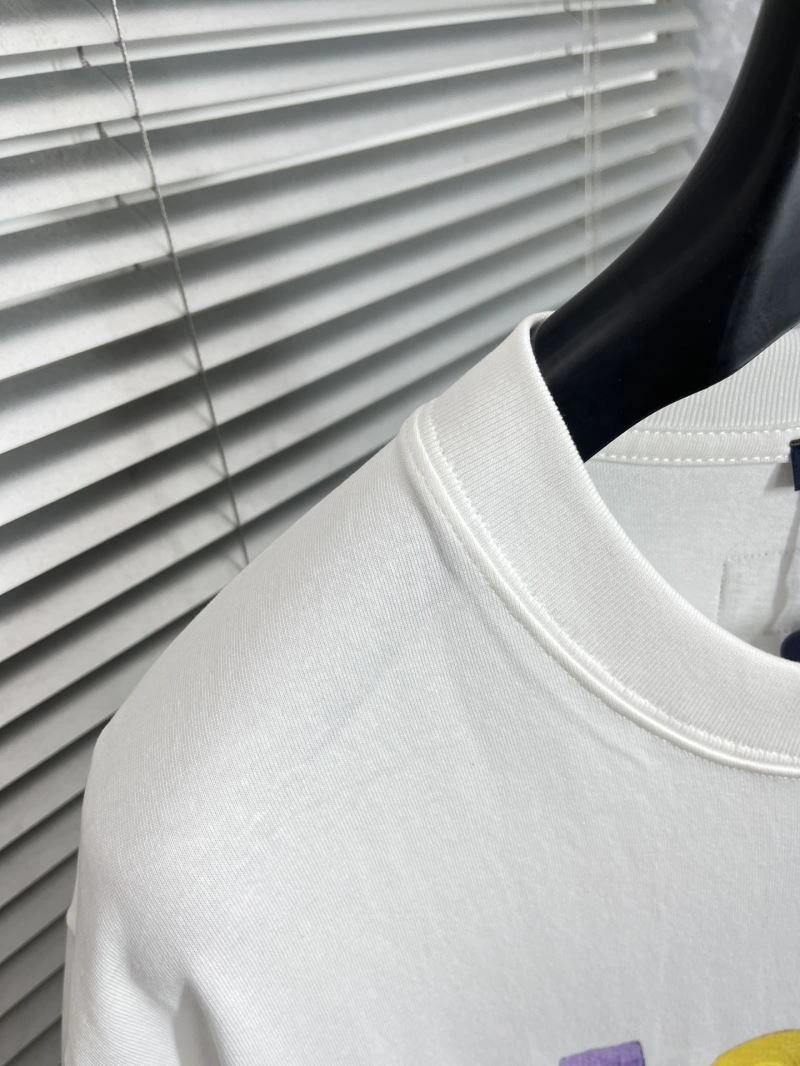 Bargain Louis Vuitton T-Shirts