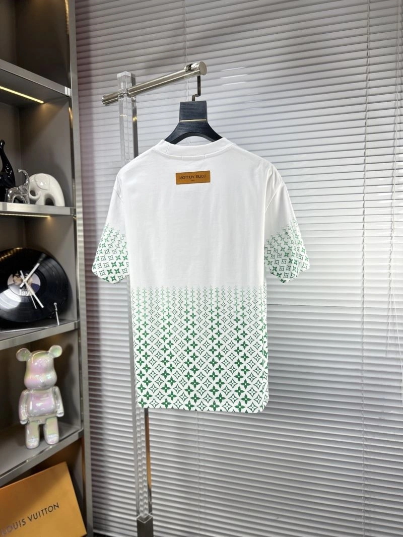Bargain Louis Vuitton T-Shirts