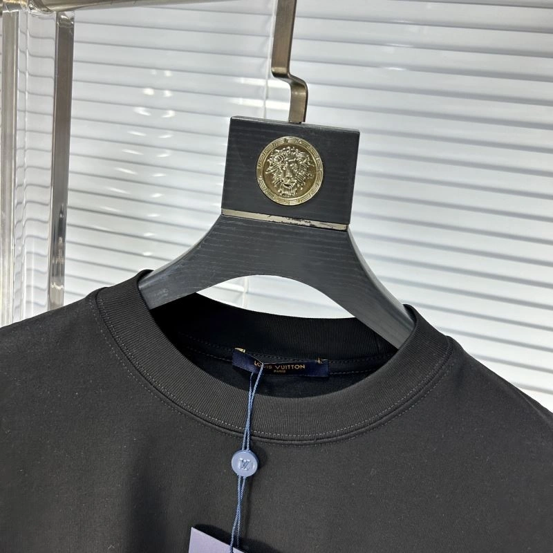 Inexpensive Louis Vuitton T-Shirts