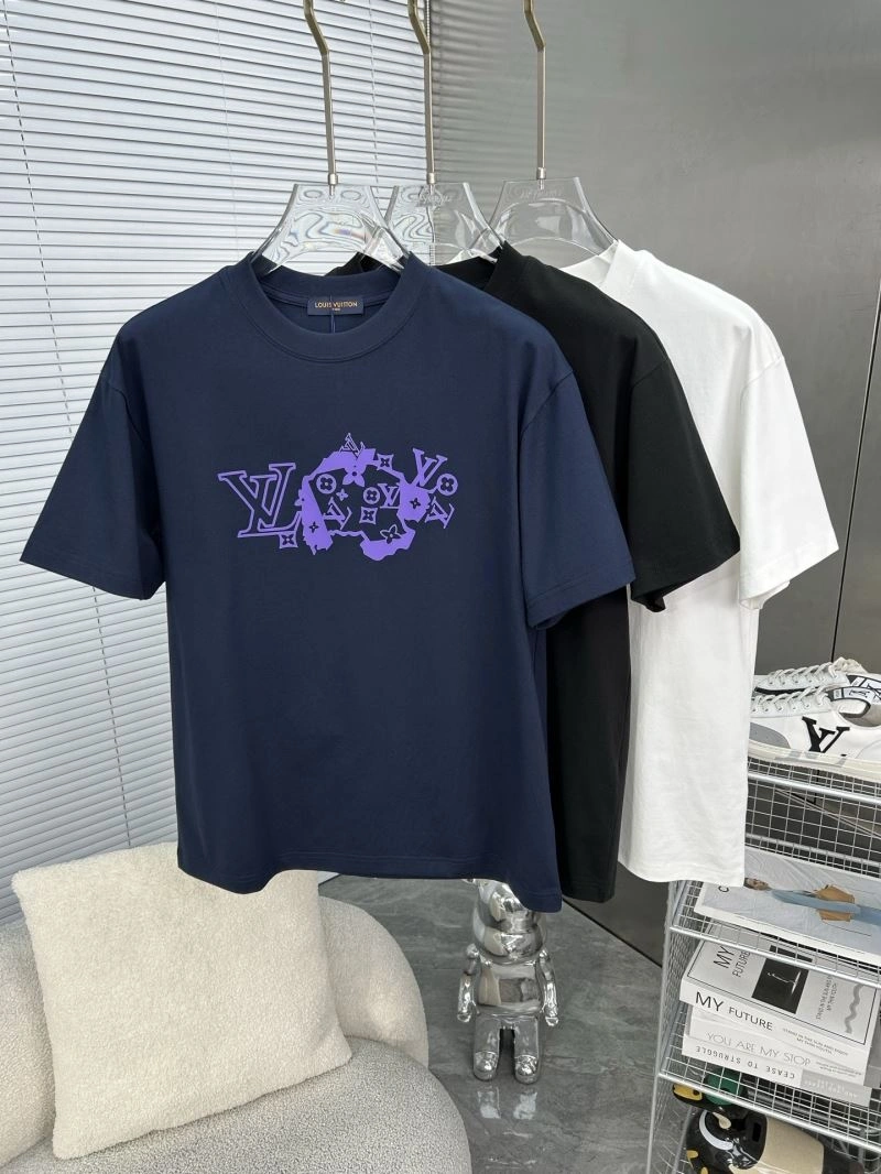 Precise copy Louis Vuitton T-Shirts