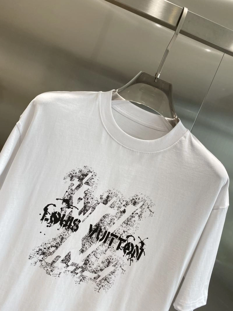 Low-cost Louis Vuitton T-Shirts
