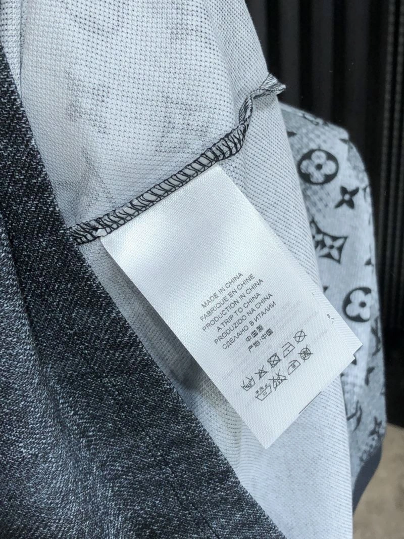 Factory-made Louis Vuitton T-Shirts
