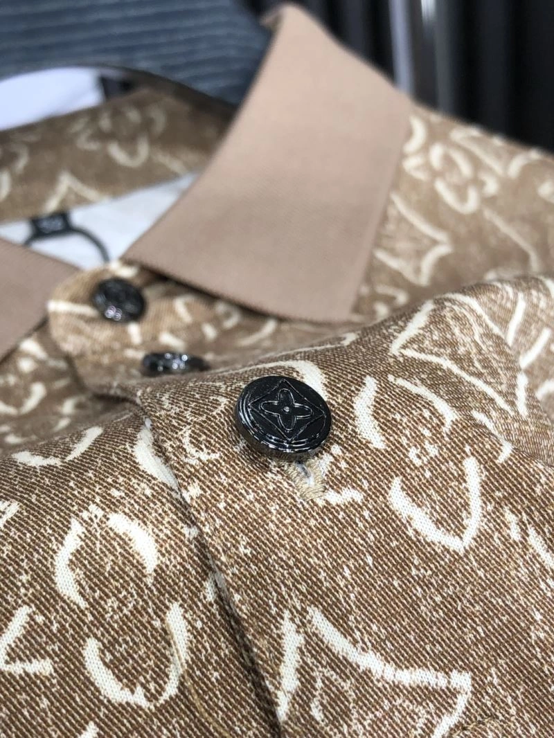 Precise copy Louis Vuitton T-Shirts