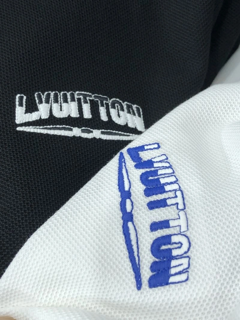 Accurate model Louis Vuitton T-Shirts