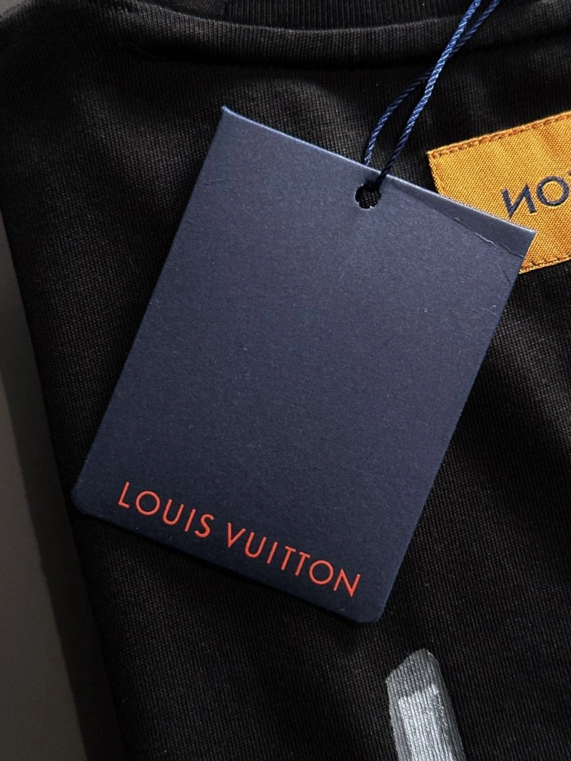Perfect replica Louis Vuitton T-Shirts