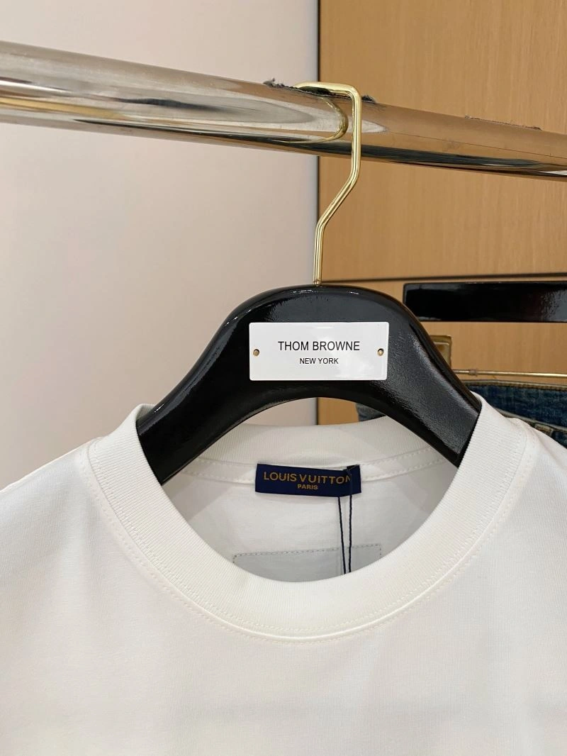 Top match Louis Vuitton T-Shirts