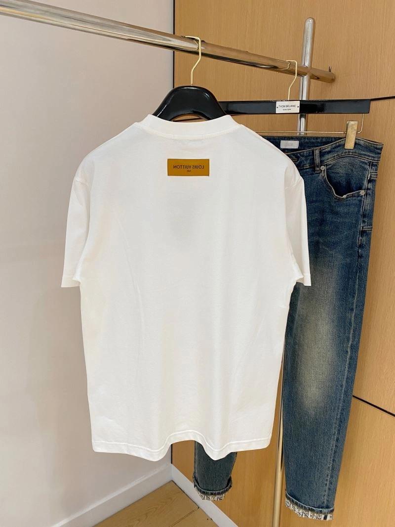 Top match Louis Vuitton T-Shirts