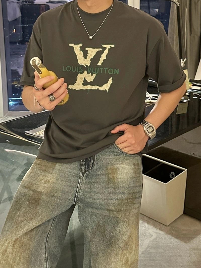 High accuracy Louis Vuitton T-Shirts