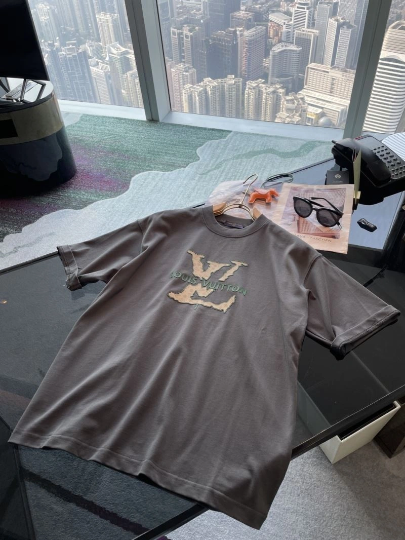 High accuracy Louis Vuitton T-Shirts