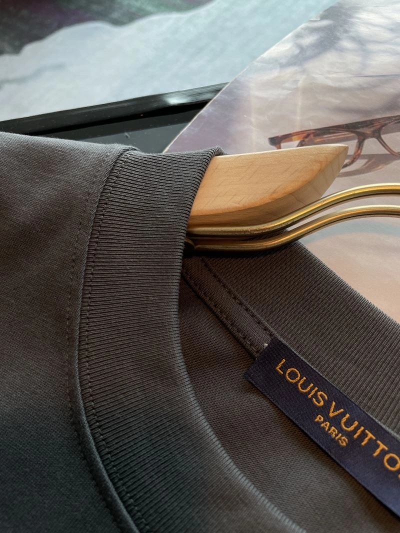 High accuracy Louis Vuitton T-Shirts