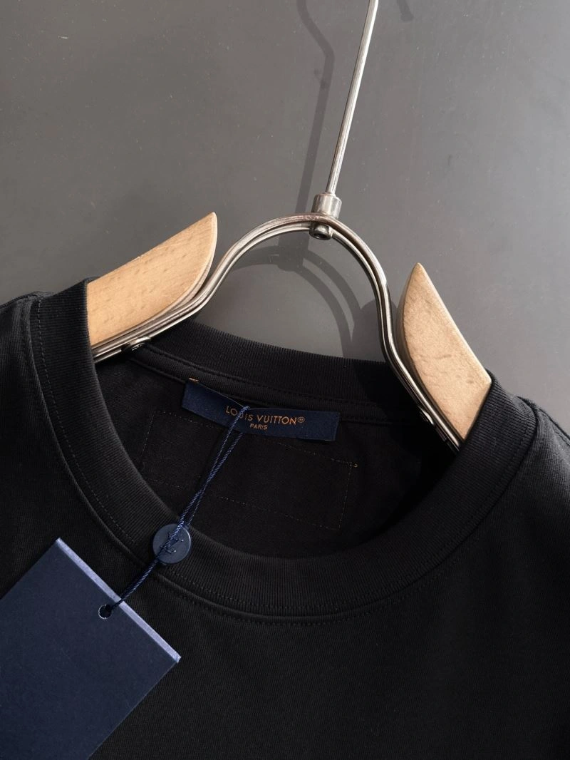 Perfect replica Louis Vuitton T-Shirts