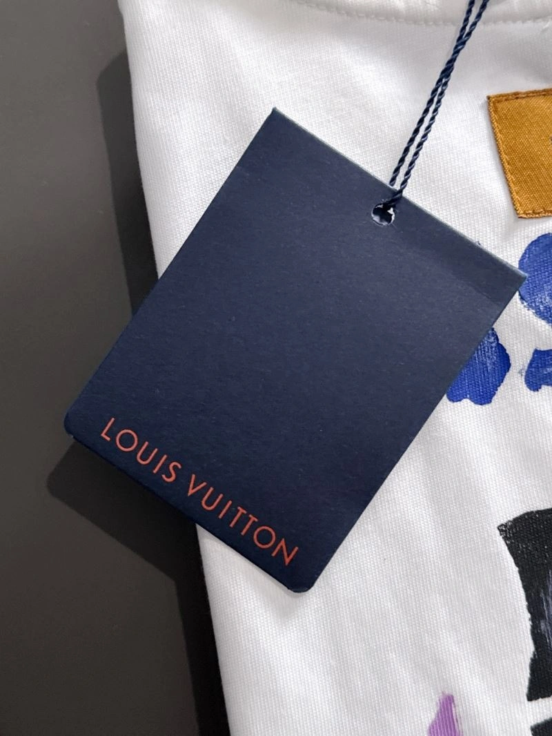 1:1 copy Louis Vuitton T-Shirts